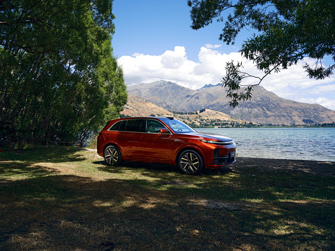Li AUTO L7 in Queenstown on Behance