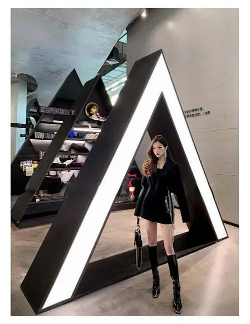 u=1257559854,2977375393&fm=253&app=138&f=JPEG&fmt=auto&q=75