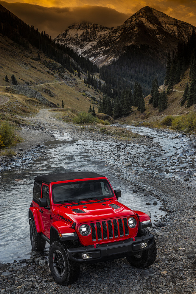 2018-Jeep-Wrangler-JL-131