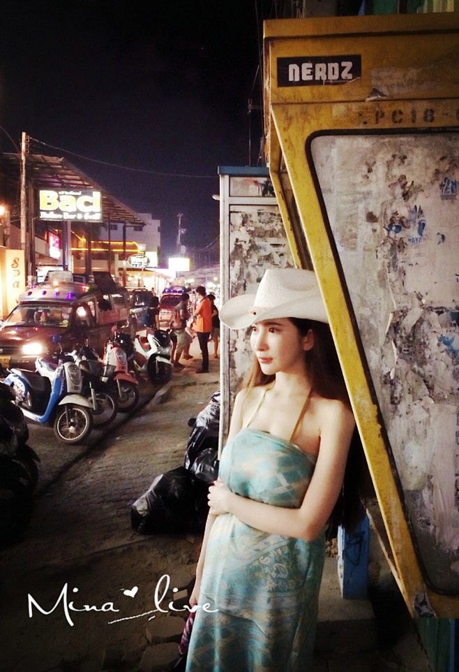 咪娜的双重生活的图片墙-搜狐相册