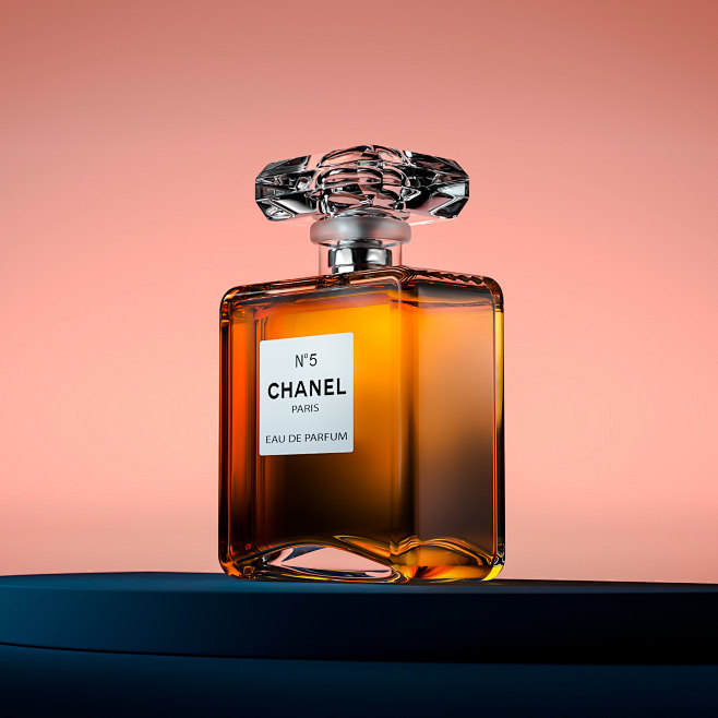 CHANEL N°5 Style-Frames on Behance