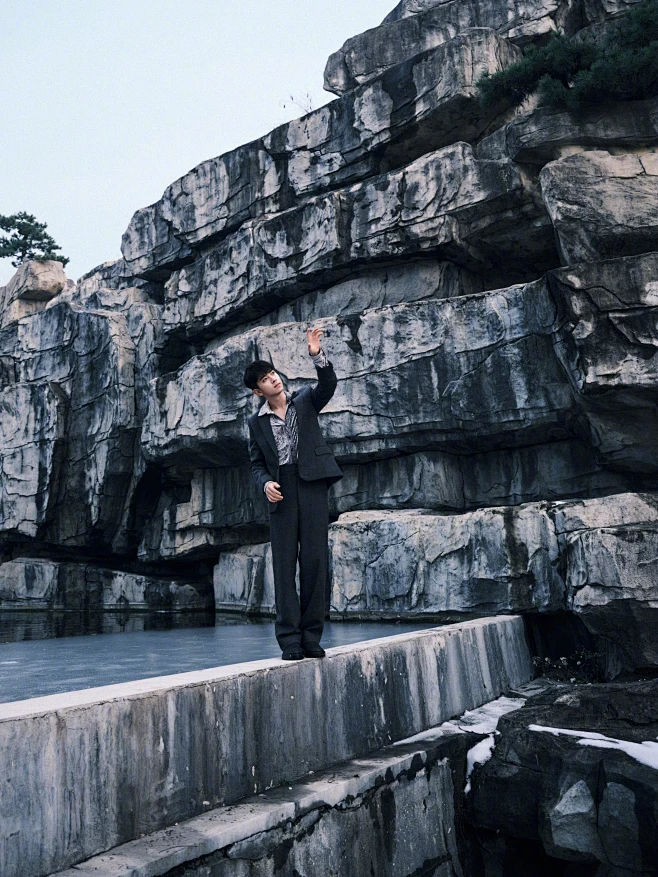 001OXMtPgy1h9pnr37f64j65jl7e44r402.jpg (7185×9580)-花瓣网