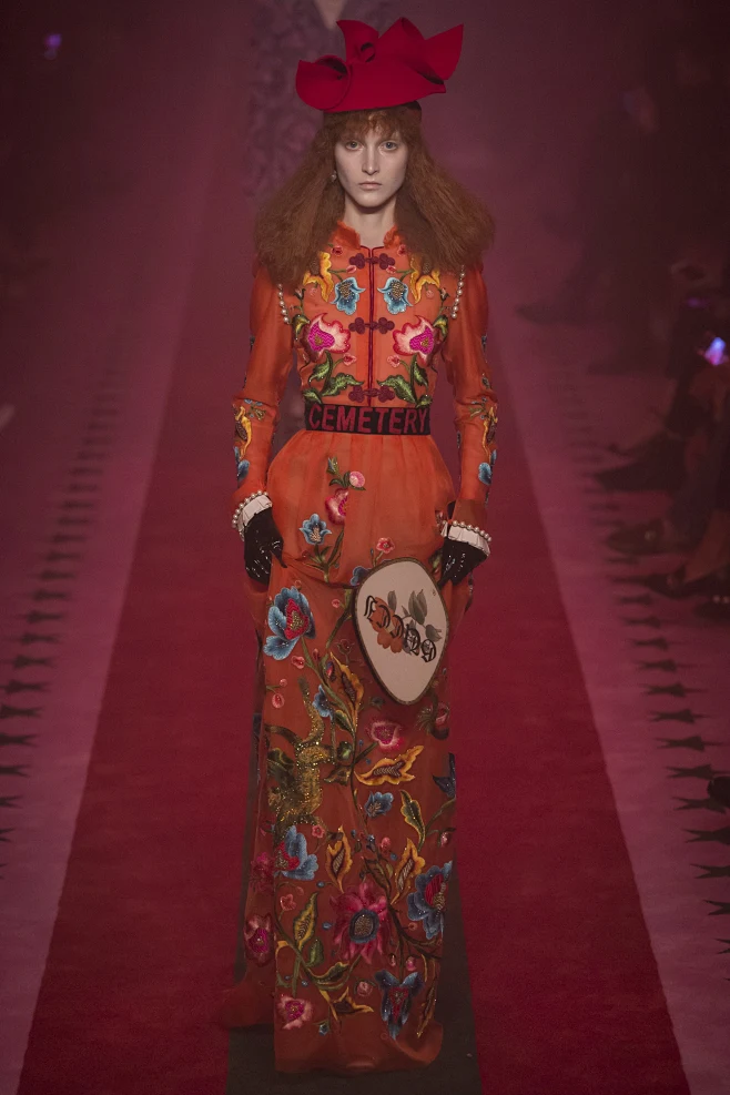 Gucci Spring 2017 Ready-to-Wear Fashion Show - Vogue : See the complete ...