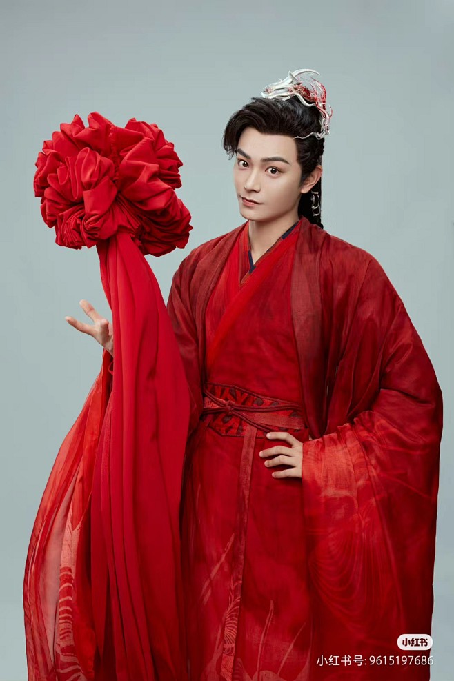 Camera_XHS_16931415176651040g00830o9ai6jn2e105p37