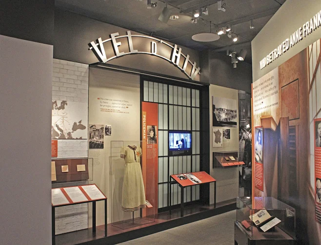 Some Were Neighbors: Collaboration and Complicity in the Holocaust : To ...
