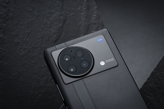 vivo X Fold OPPO Find X5 Pro水蓝色素皮版图赏摄影产品摄影X老师会拍照 - 原创作品