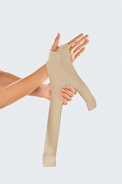 circaid® juxtafit essentials hand wrap compression for the hand ...