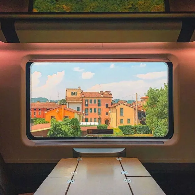 车窗外 | ins：hello_dongwon -花瓣网