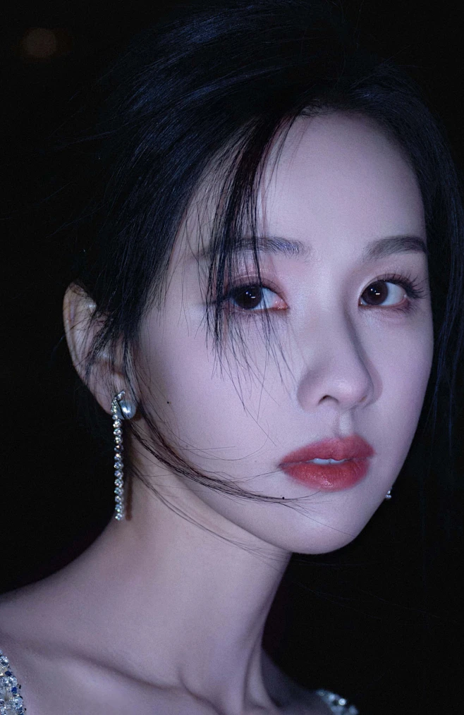 屏幕截图 2025-05-12 162826-花瓣网