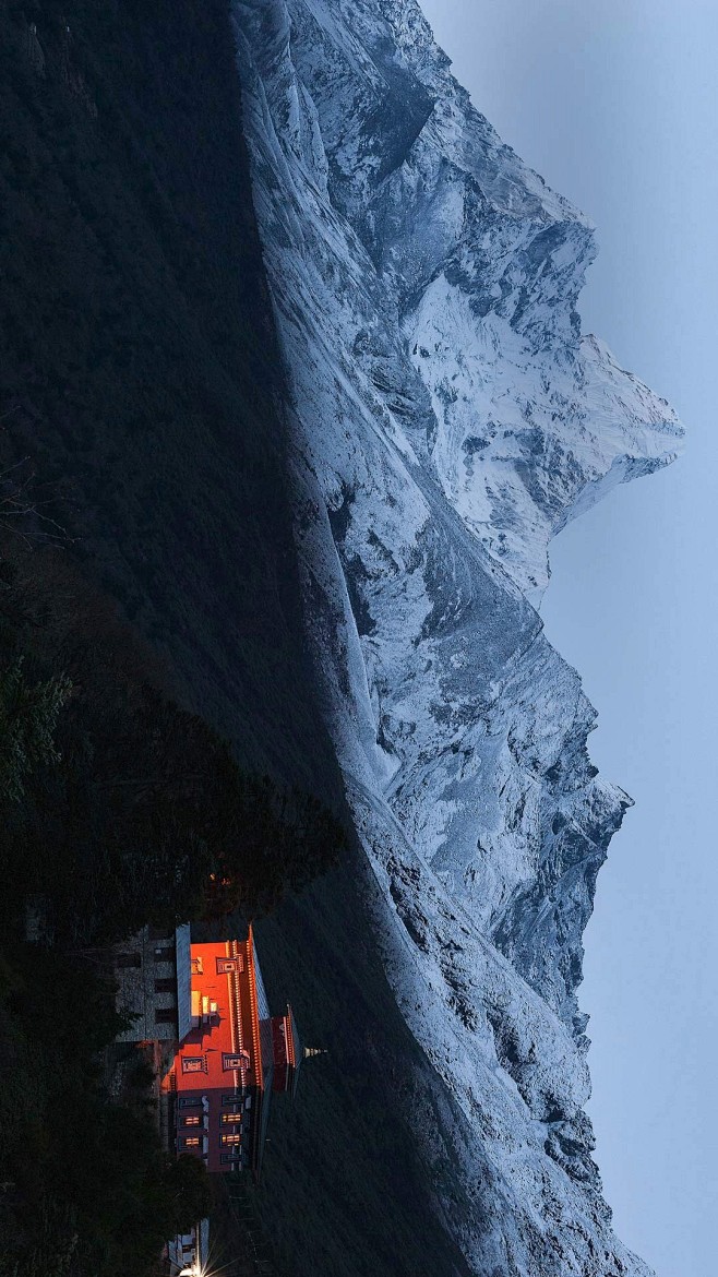 喜马拉雅山脉中的Tengboche修道院，尼泊尔 (© Kyle Hammons/Tandem Stills + Motion) 2019 ...