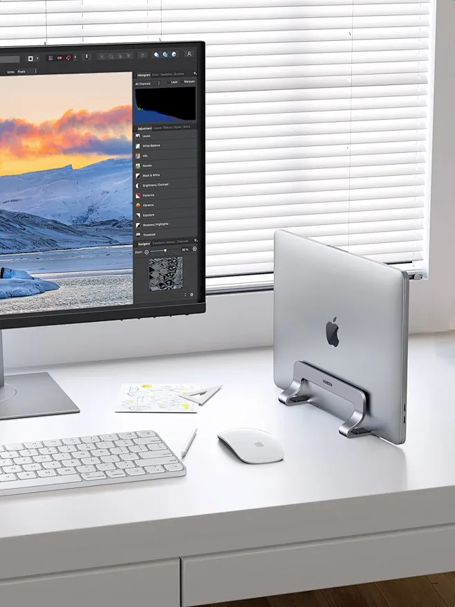 Amazon.com: UGREEN Vertical Laptop Stand Dock Aluminum Compatible with ...