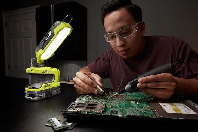 18V ONE+ HYBRID LED PROJECT LIGHT - RYOBI Tools : 18V ONE+ HYBRID LED ...