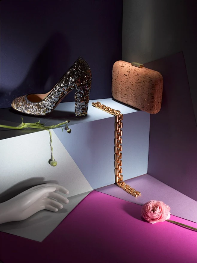 Judy Casey - Megan Terry - Prop Styling/Accessories : Judy Casey ...