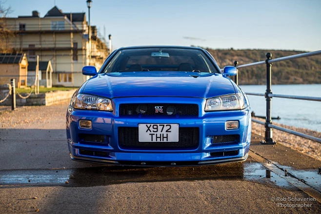 Nissan Skyline R34 GT-R @NAN9_LOW-花瓣网
