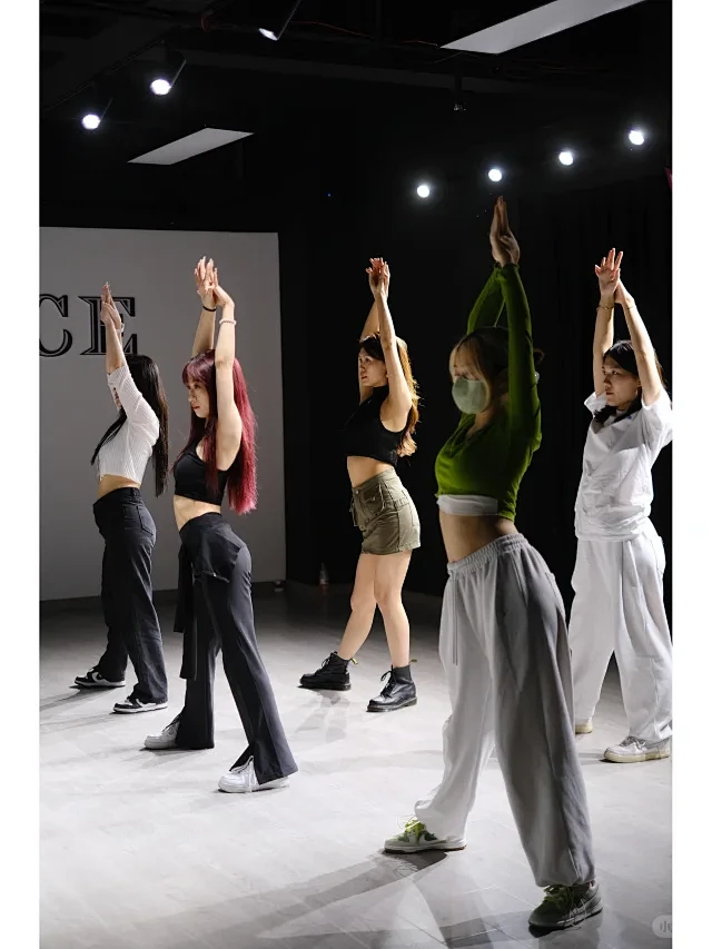 爵士舞图片 - 小红书搜索-花瓣网