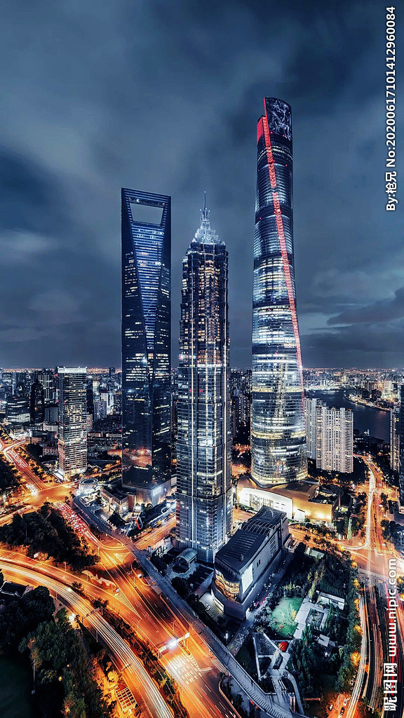 上海 陆家嘴 地标 阴天