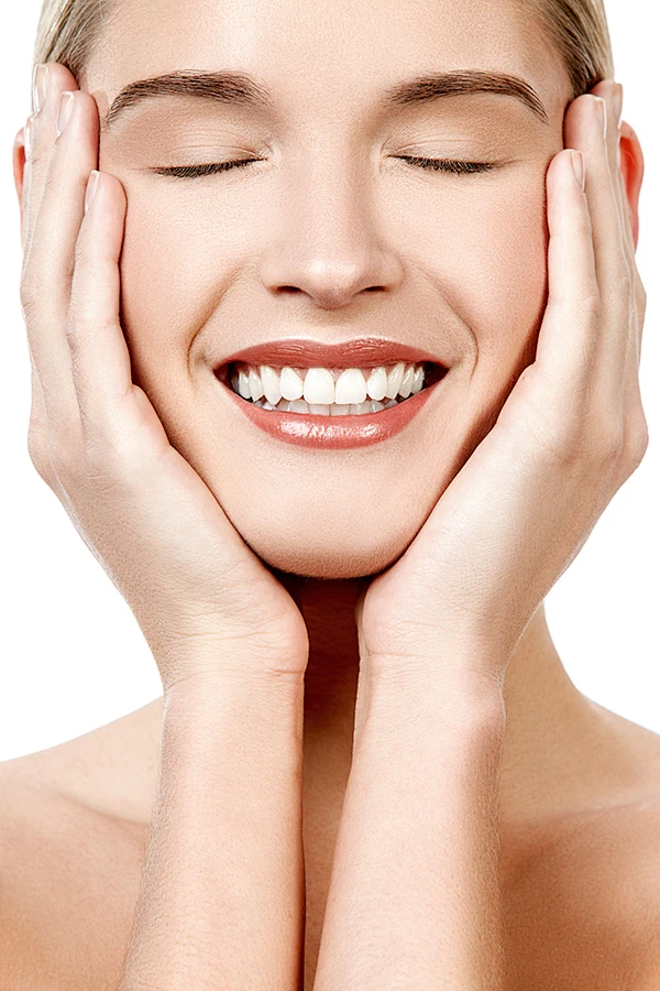 Eau De Beauté : EAU DE BEAUTÉPhotography & Postproduction // Lenka ...