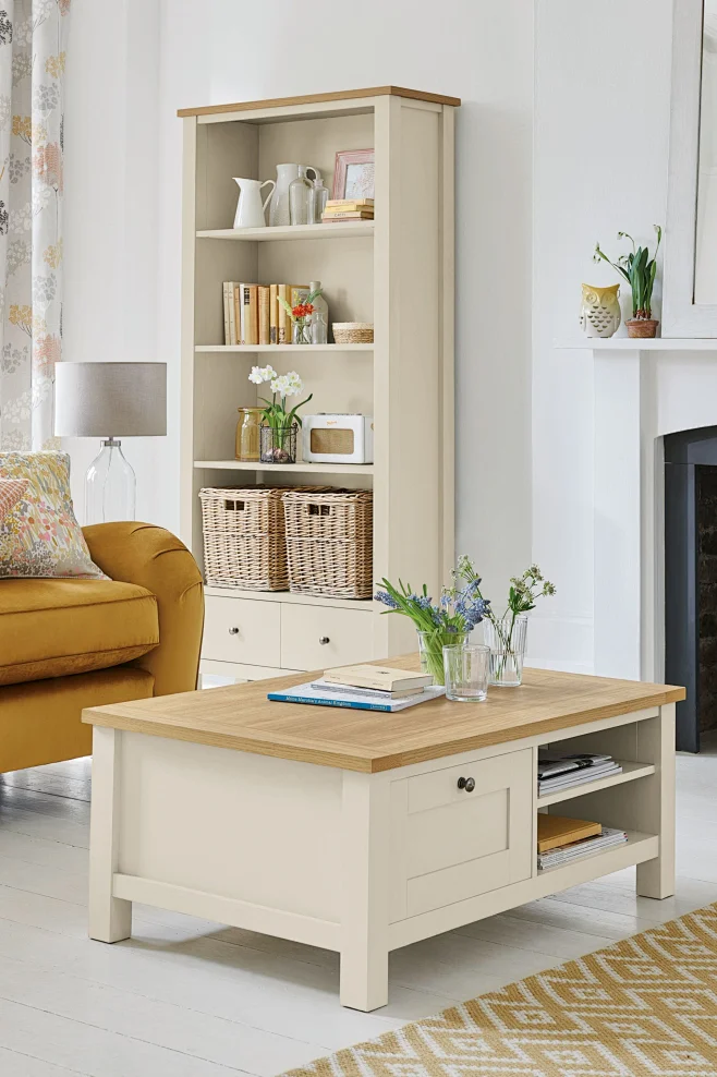 Buy Malvern Coffee Table from the Next UK online shop-花瓣网