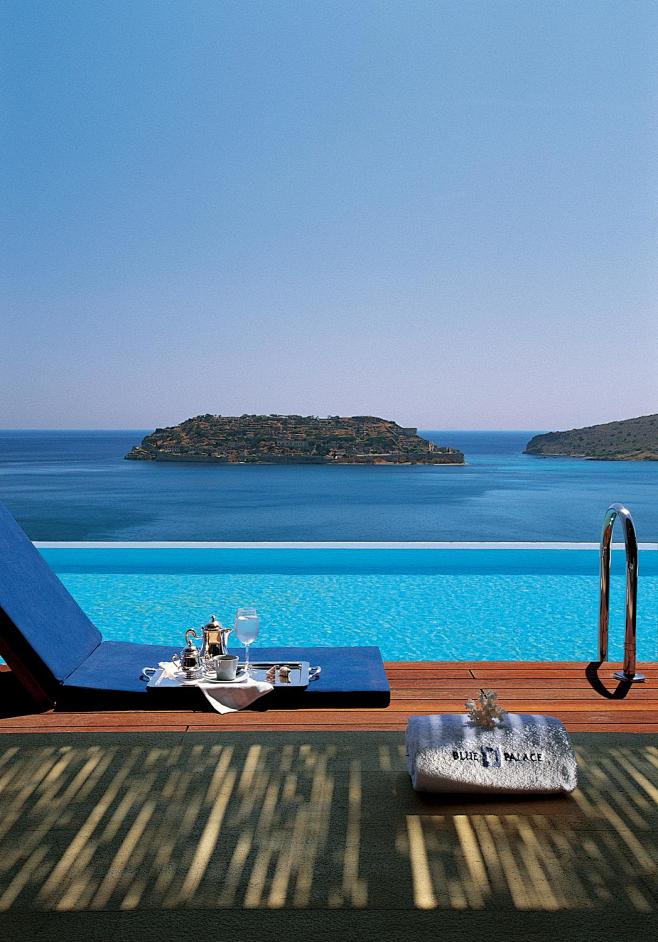 29)Blue Palace Resort &_ Spa, Elounda—Superior Bungalow Pool 拍攝者 Luxury ...