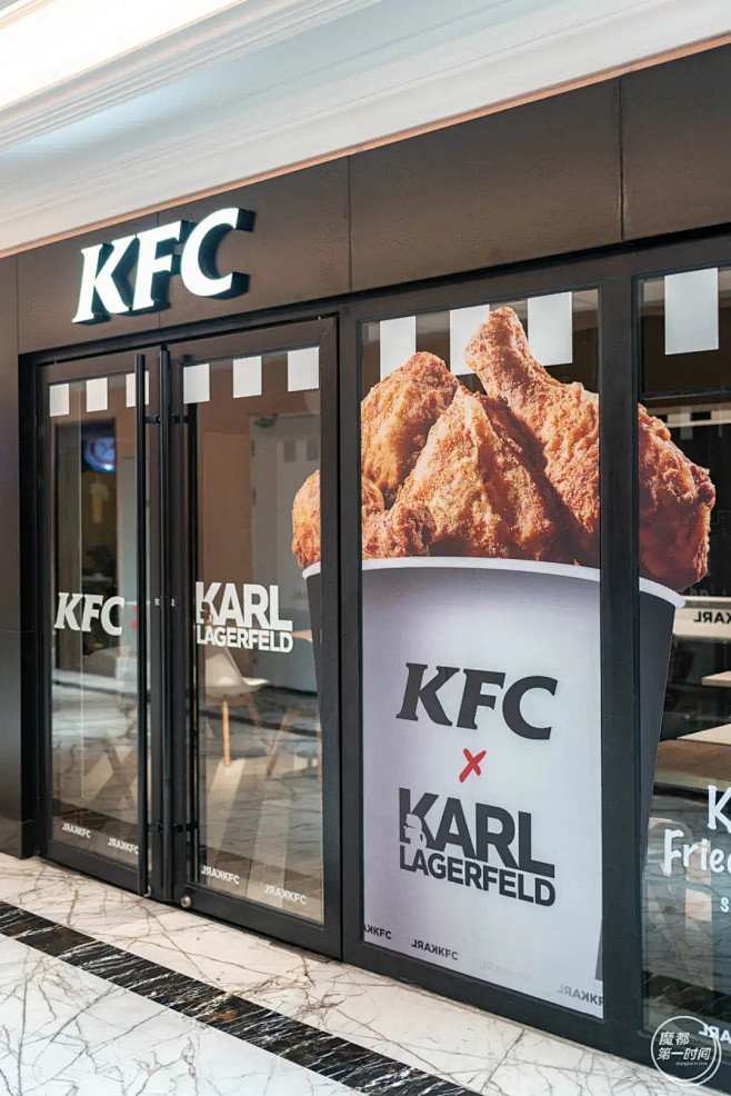 KFC原味鸡80周年了！这次还卖起了包包[闇设米田整理]