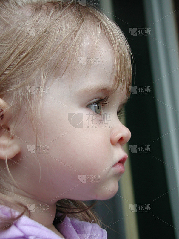侧面像,女孩,垂直画幅,图像,美,儿童,人的眼睛,人的脸部,幼儿,侧面视角