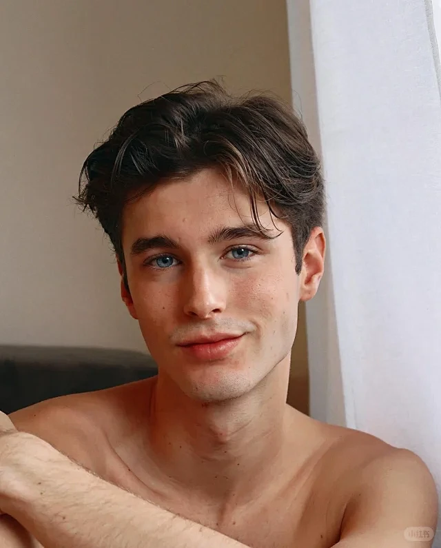 欧美男模thomas_rossier-花瓣网