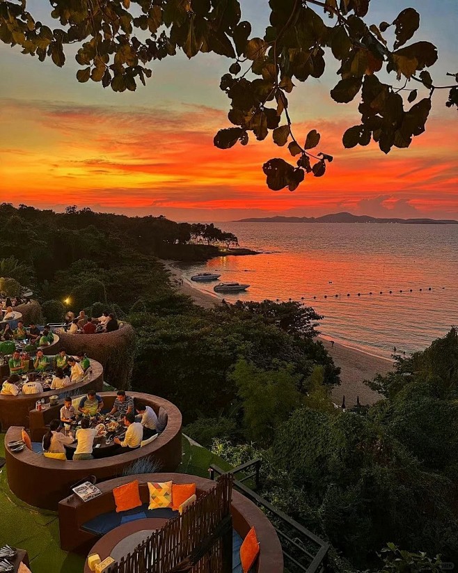 芭提雅The Sky Gallery日落餐厅_3_Harry_来自小红书网页版
