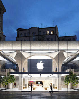 APPLE STORE KYIV_4918694705