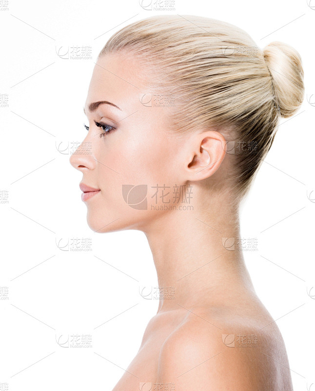 侧面像,青年人,金色头发,女人,注视镜头,侧面视角,人的脸部,垂直画幅,美,美人