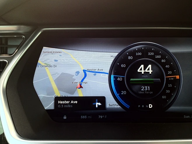 2013 Tesla Model S Dashboard Display : The Tesla Model S is the first ...