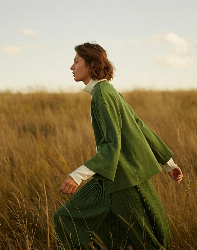 autumn campaign editorial fashion brand FASHION PHOTOGRAPHER jersey ...