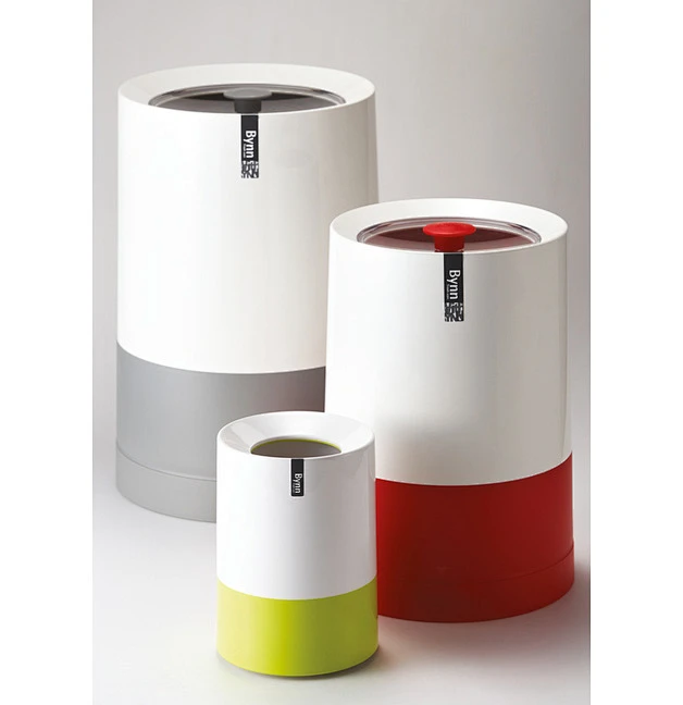 The design concept of this table waste bin wants to express harmony; it ...