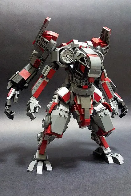 This four-armed mech is too good - The Brothers Brick-花瓣网