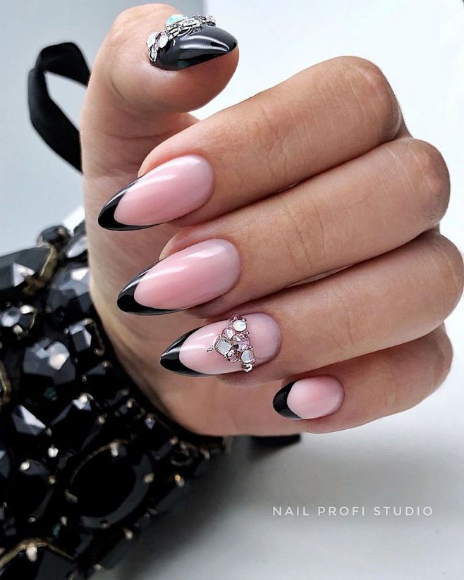 modnyj-manikyur-leto-58