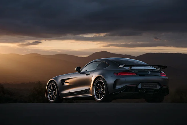 AMG GTR : Mercedes Benz AMG GT R-花瓣网