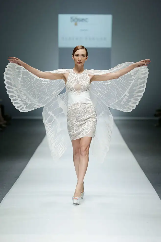 Albert Yanuar-花瓣网