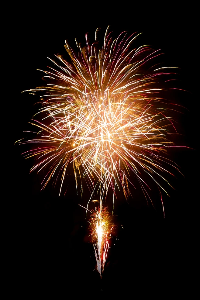 Fireworks_2-花瓣网