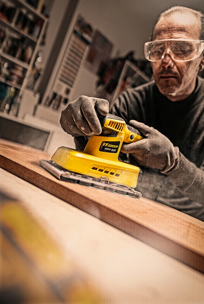FFGRPOUP POWER TOOLS PHOTOGRAPHY II-花瓣网