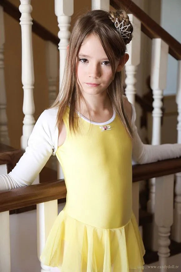 可爱的外国白丝萝莉（上）_zhg吧_百度贴吧-花瓣网