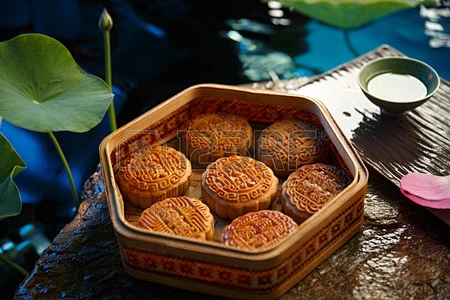 #素描# #平面# #水彩# #插画# #壁纸# #中秋# #中秋节# #秋天# #中国风# #设计# #海报# #节日# #传统# #头像 ...