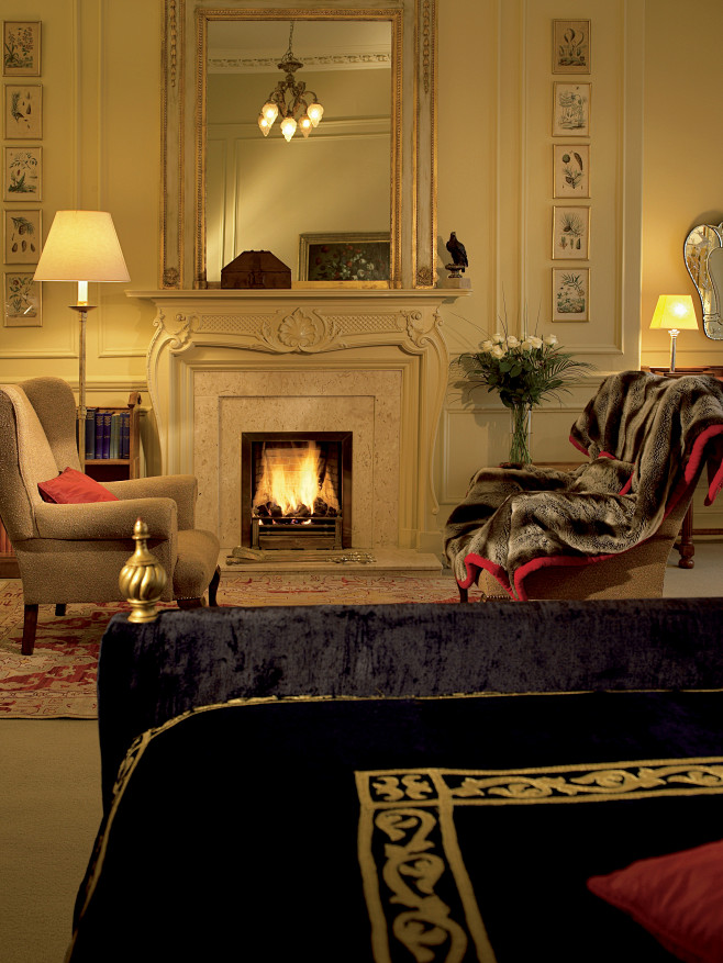 The Balmoral, Edinburgh - The Scone & Crombie Suite Fireplace