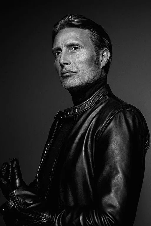 Mads Mikkelsen-花瓣网