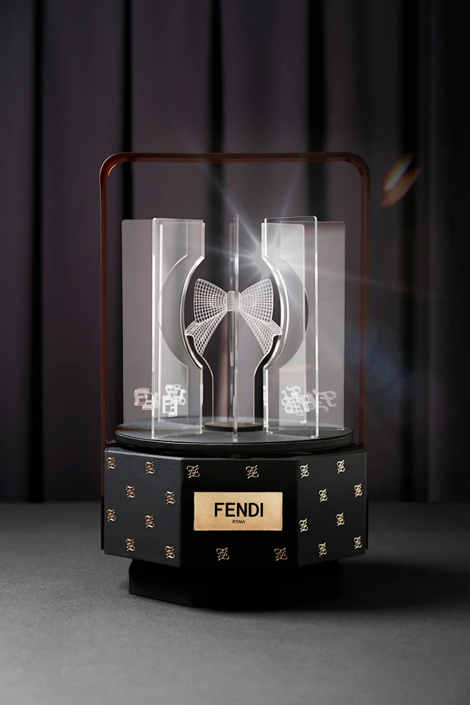 Fendi Mooncake Box-set Design 2019图片_包装图片素材-花瓣网