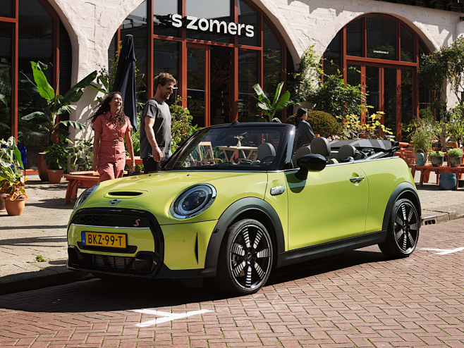 MINI CABRIO-价格/图片/配置信息-MINI中国官网 : 欢迎访问MINI中国官方网站。MINI CABRIO是MINI旗下的4座 ...