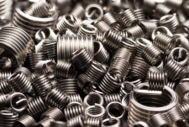 M4 和 M10 helicoils.