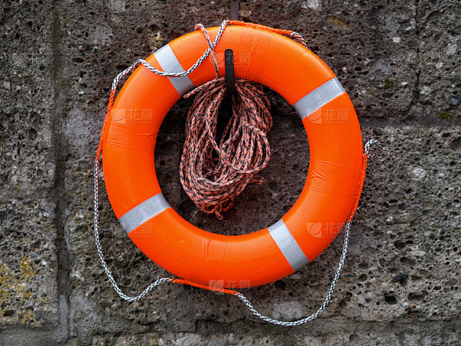 橙色的救生圈