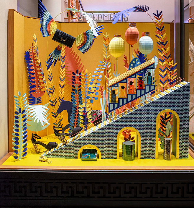 Hermès Lugano - La jungle : Création et fabrication de décor en papier destiné aux vitrines de ...