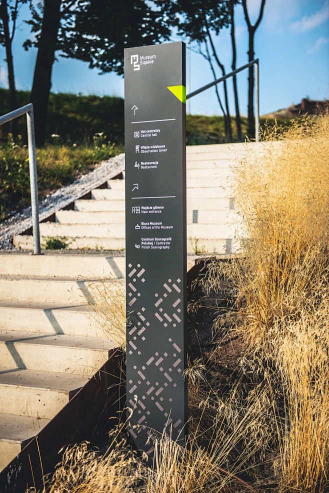 Wayfinding system in Silesian Museum : Complete wayfinding system & environmental graphics in ...