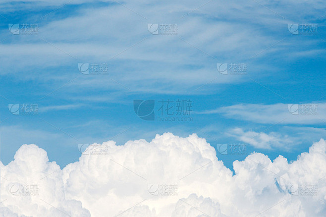 sky-clouds背景。