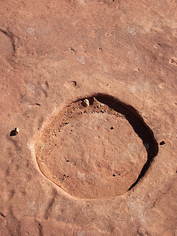 Red-Rock-Circle